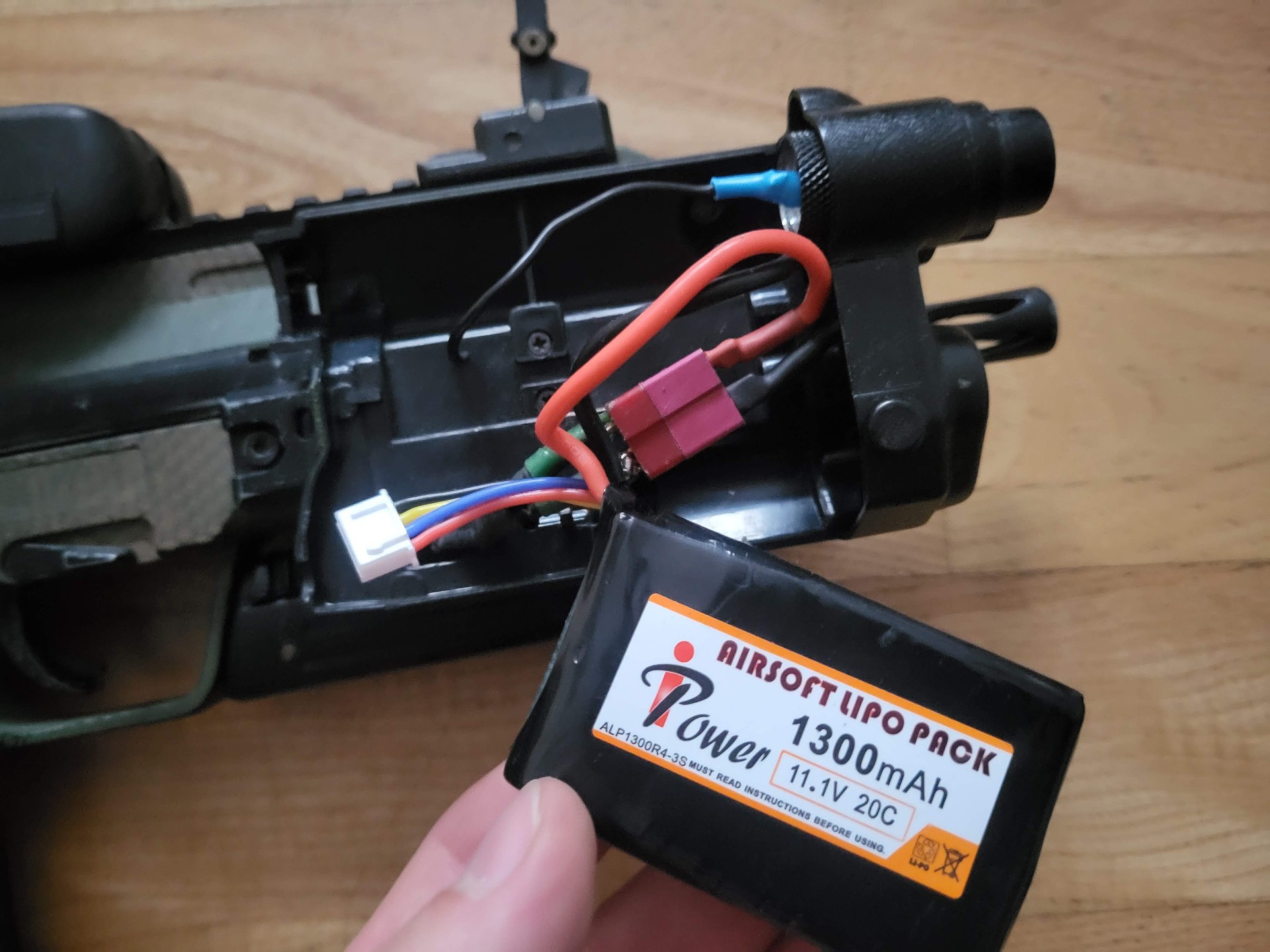 Sprzedam: MP7 WELL R4 AEP magazynki bateria / Giełda ASG - repliki asg ...