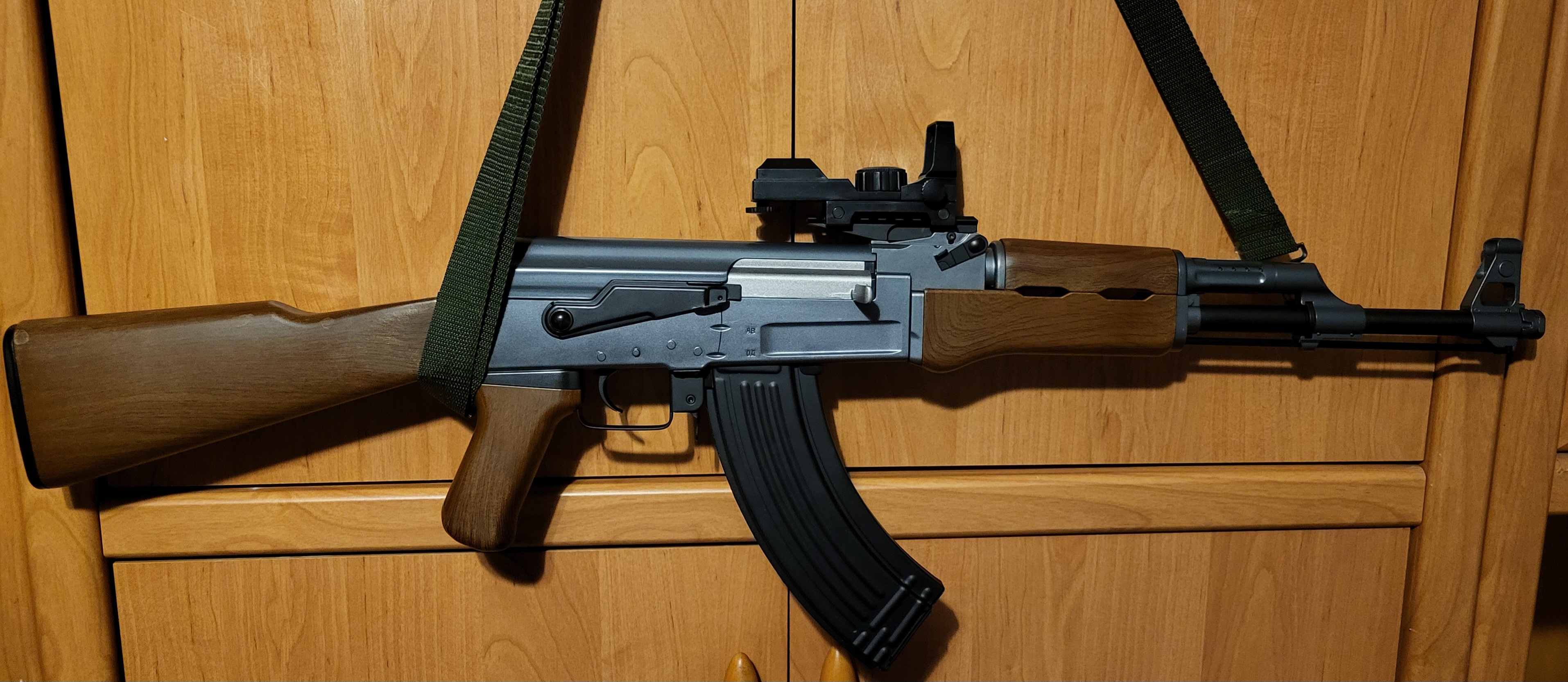 Sprzedam: CM.028 (AK)(LIPO)(KOLIMATOR)(SZYNA RIS) / Giełda ASG ...