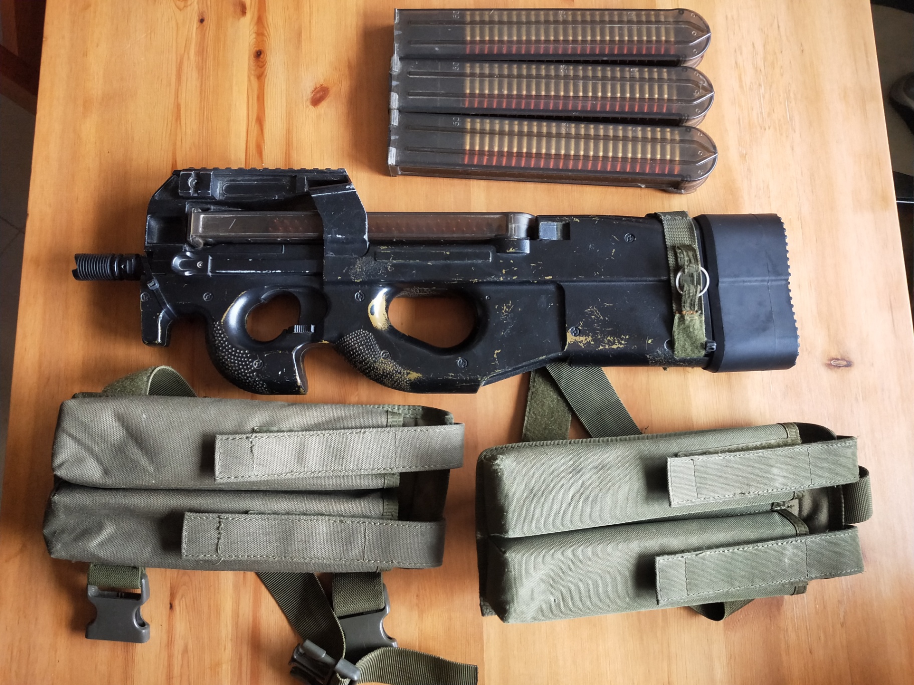 Sprzedam: Sprzedam lub zamienię P90 / Giełda ASG - repliki asg ...